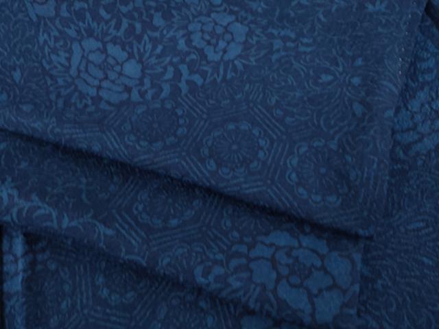 平和屋着物●上質な小紋　藍　型染め　切嵌花文　鬼しぼ縮緬　正絹　逸品　AAAZ4841ck