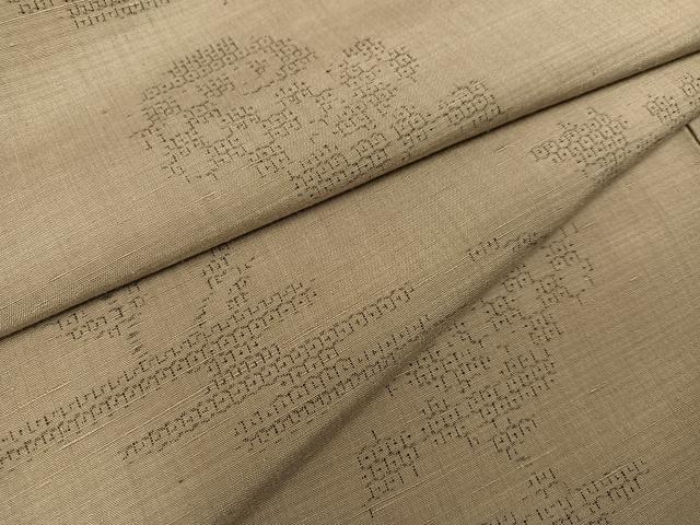 平和屋着物●結城紬　飛び亀甲柄　80亀甲　草花文　正絹　逸品　AAAZ5052ph