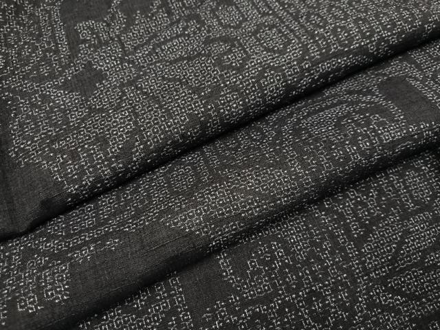 平和屋着物●本場結城紬　重要無形文化財　100亀甲　亀甲唐草文　正絹　逸品　AAAZ6808ph