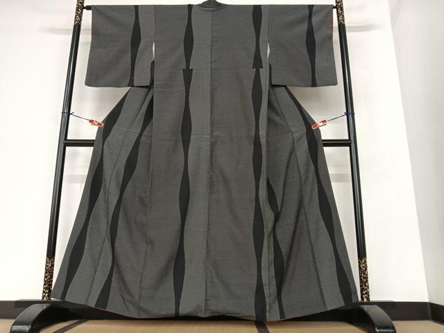 平和屋着物●本塩沢　110亀甲　立涌文　正絹　逸品　AAAZ7357zg