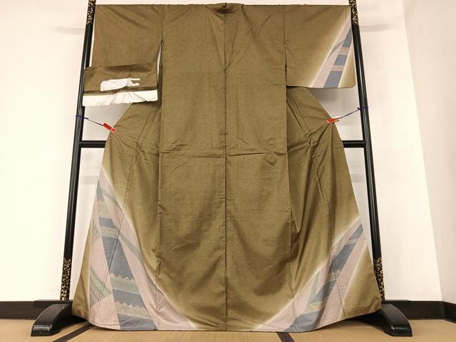 平和屋着物●本場縞大島紬　染大島　訪問着　幾何学文様　証紙付き　正絹　逸品　AAAZ7486zg