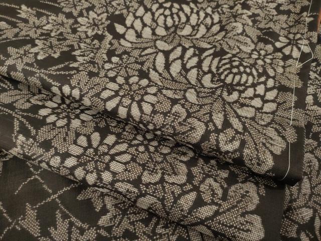 平和屋着物●本場大島紬　カタス9マルキ　草花文　正絹　逸品　AAAZ8092ck