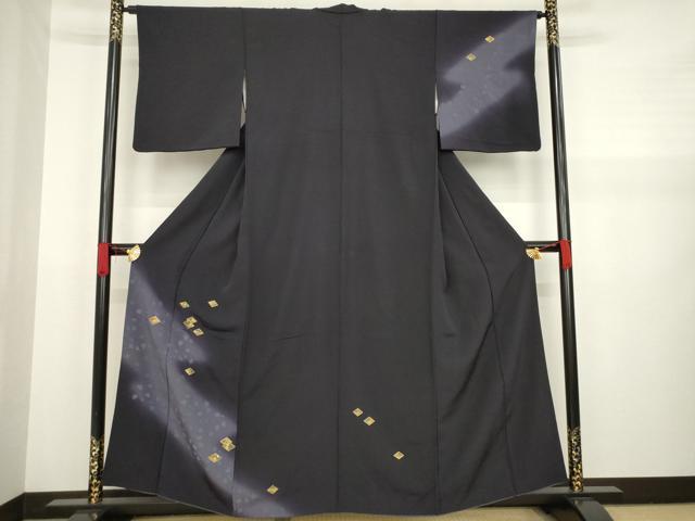 平和屋着物●訪問着　刺繍　流水花菱文　兎　うさぎ　暈し染め　正絹　逸品　AAAZ8099ck