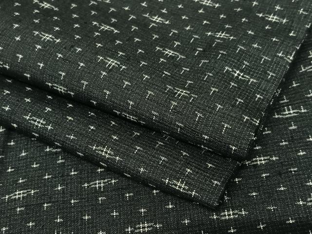 平和屋着物●上質な紬　十字絣　黒地　正絹　逸品　AABA0104zg