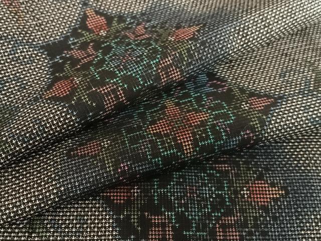 平和屋着物●本場大島紬　泥染め　カタス7マルキ　花唐草文　正絹　逸品　AABA0139zg