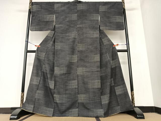 平和屋着物●上質な紬　ちぢみ織　段違い文　正絹　逸品　AABA0182zg