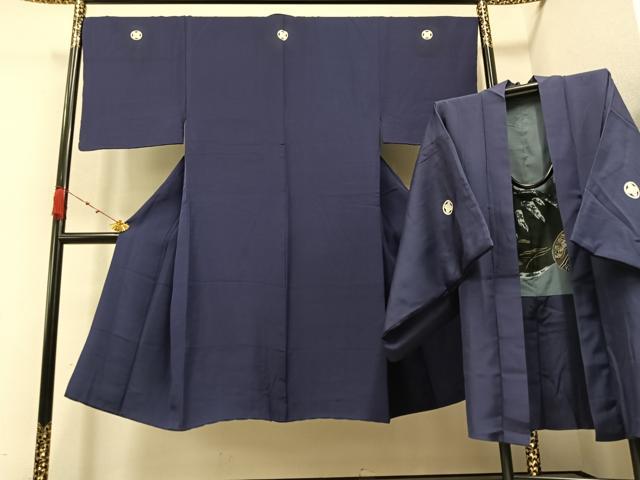 平和屋着物●男性　色紋付　羽織セット　着物：青褐色　羽織：褐色　正絹　逸品　AABA1278ph