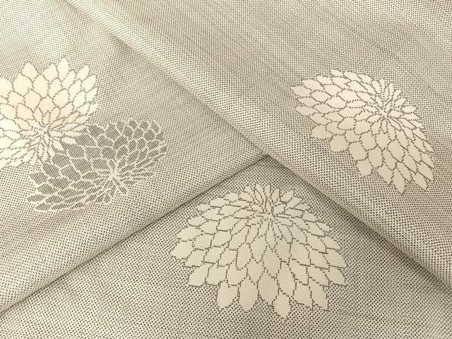 平和屋着物●本場大島紬　白大島　カタス9マルキ　菊　正絹　逸品　AABA2630np