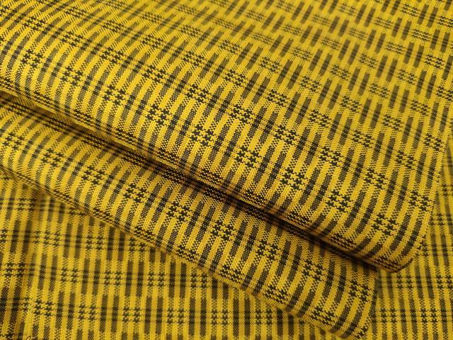 平和屋着物●山下八百子　本場黄八丈　市松綾織　紬　正絹　逸品　AABA3346ck