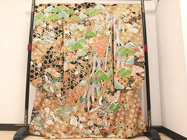 平和屋着物●豪華振袖　駒刺繍　鳳凰吉祥花蝶文　黒地　金彩　正絹　逸品　AABA3835ph