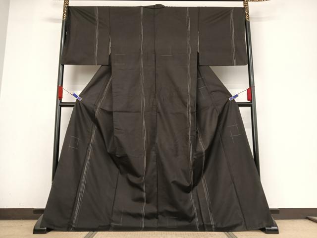 平和屋着物●本場大島紬　縞　黒地　ロング丈　正絹　逸品　AABA4490np