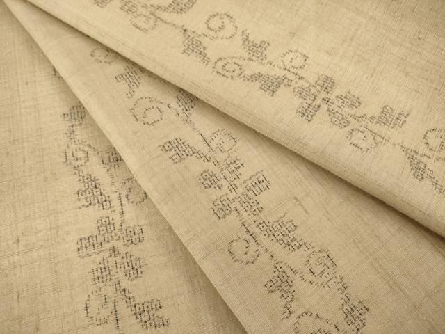 平和屋着物●結城紬　100亀甲　花唐草間道　飛び亀甲柄　正絹　逸品　AABA4842ck