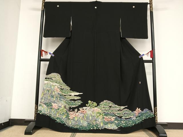 平和屋着物●本加賀友禅作家　東藤岳　黒留袖　松　浜ちりめん　反端付き　正絹　逸品　AABA4987np