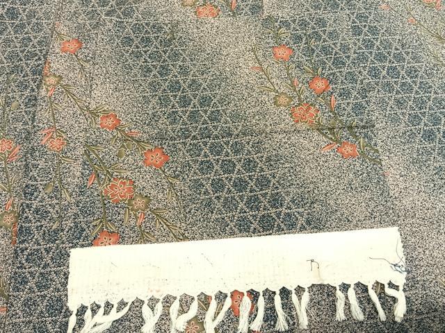 平和屋着物▽上質な紬 単衣 草花文 反端付き 正絹 逸品