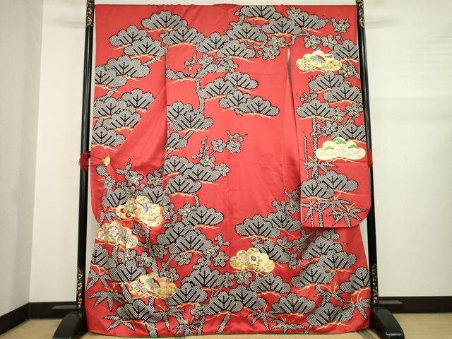 平和屋着物●豪華振袖　駒刺繍　松取り花蝶文　金彩　銀通し地　正絹　逸品　AABA8255ck