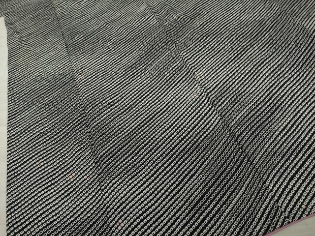 平和屋着物○結城紬 鹿の子文様 黒地 証紙付き 正絹 逸品 AABA8261ck