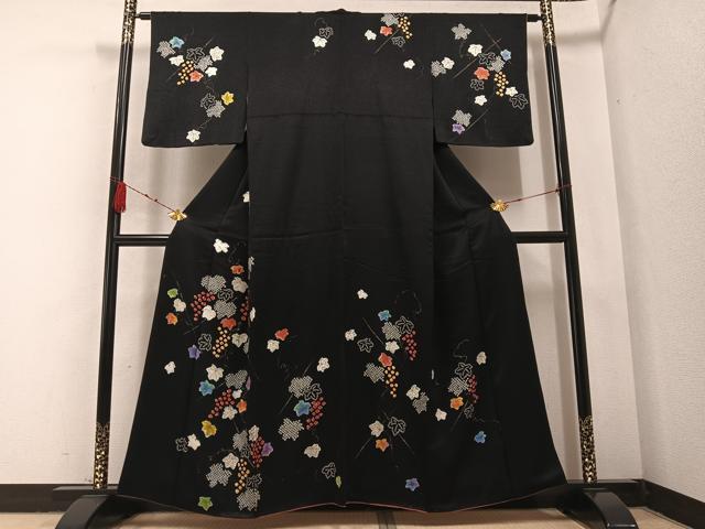 平和屋着物●訪問着　絞り　葡萄蔦の葉文　黒地　金彩　伊勢丹扱い　正絹　逸品　AABA8897ph