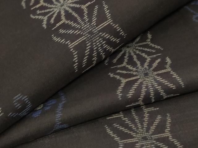 平和屋着物＊夏物　本場大島紬　夏大島　花唐草間道　正絹　逸品　AABA9364jd