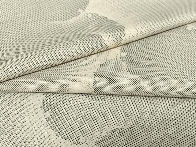 平和屋着物●本場大島紬　白大島　カタス9マルキ　雪輪重ね文　正絹　逸品　AABB0176zg