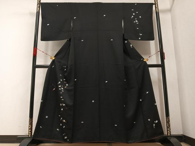 平和屋着物●訪問着　刺繍　宝尽くし　黒地　銀彩　正絹　逸品　AABB0407ph