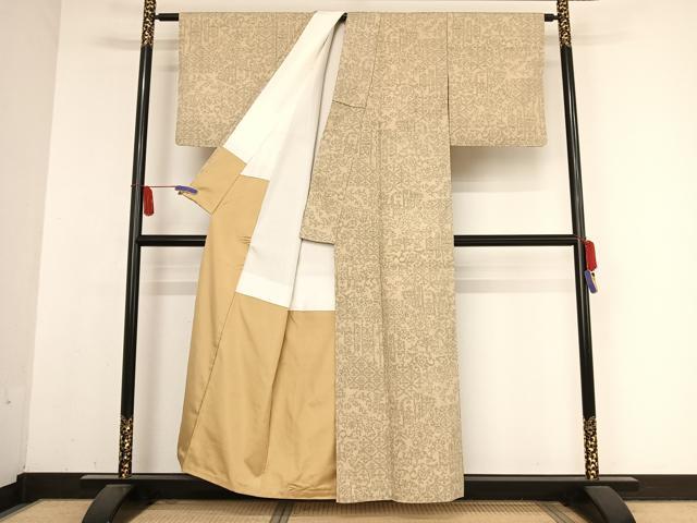 平和屋着物○本場結城紬 重要無形文化財 100亀甲 花唐草 正絹 逸品