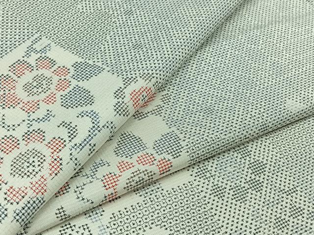 平和屋着物▽本場大島紬　白大島　単衣　120亀甲　吉祥色紙花文　正絹　逸品　AABB1411jh