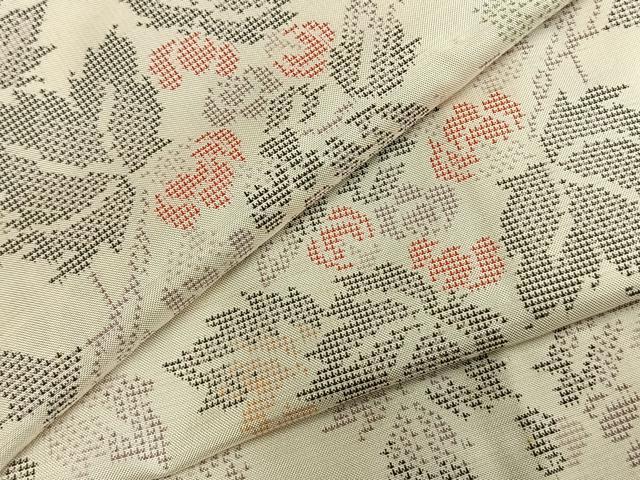 平和屋着物▽本場大島紬　白大島　単衣　9マルキ　草花文　正絹　逸品　AABB2194fy