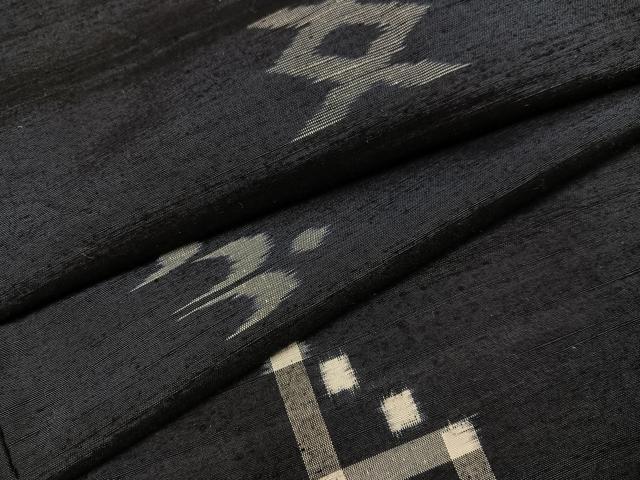 平和屋着物●上質な紬　流水絣文様　正絹　逸品　AABB2947ph