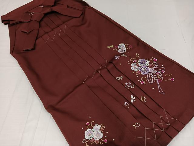 平和屋着物●行灯袴　刺繍　舞花文　金糸　洗える着物　未使用　AABB3601ph