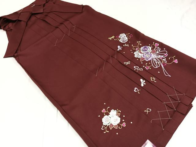 平和屋着物●行灯袴　刺繍　舞花文　金糸　洗える着物　未使用　AABB3606ph