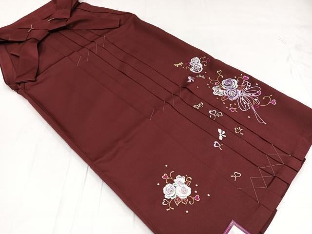 平和屋着物●行灯袴　刺繍　舞花文　金糸　洗える着物　未使用　AABB3613ph