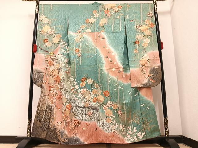 平和屋着物●豪華振袖　亀甲花蝶文　暈し染め　金彩　正絹　逸品　AABB3617ph