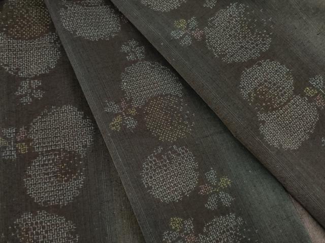 平和屋着物●結城紬　奥順　はたおり娘　100亀甲　雪輪花間道　飛び亀甲柄　やまと誂製　正絹　逸品　未使用　AABB5418ck