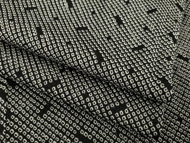 平和屋着物●絞りの開祖　武田庄九郎　小紋　総絞り　箔散らし文様　黒地　正絹　逸品　AABB5422ck