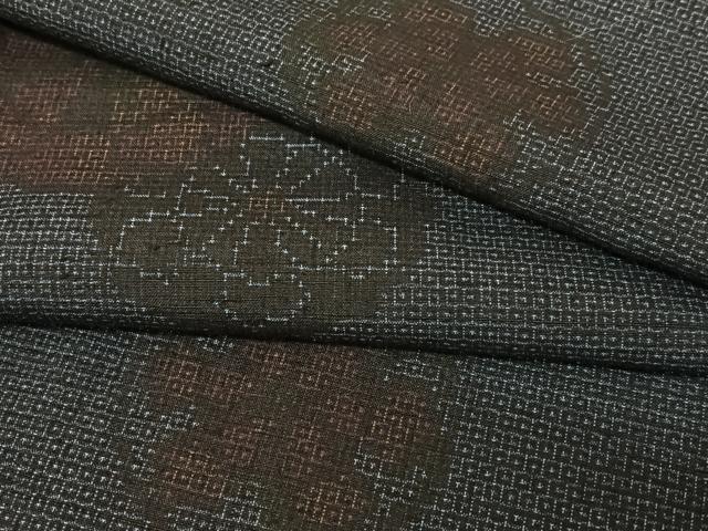 平和屋着物●結城紬　100亀甲　源氏車花文　正絹　逸品　未使用　AABB6457zg