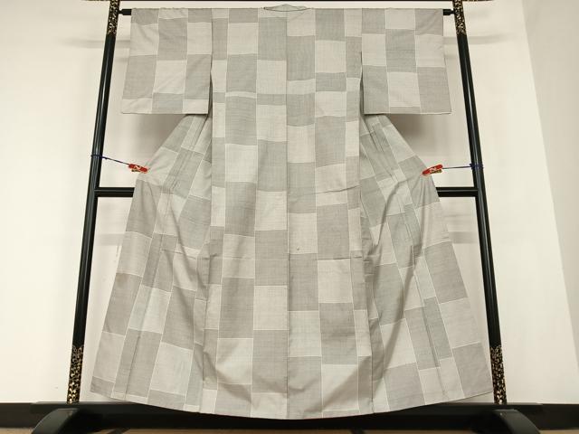 平和屋着物●本場大島紬　白大島　一元7マルキ　浜松文様　正絹　逸品　AABB6483zg