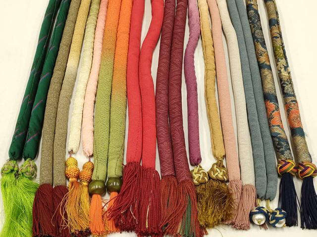 平和屋着物●和装小物　上質な帯締め10本セット　丸ぐけ　暈し　あわじ玉　パール　金糸　切り房・撚り房　逸品　AABB7099ay