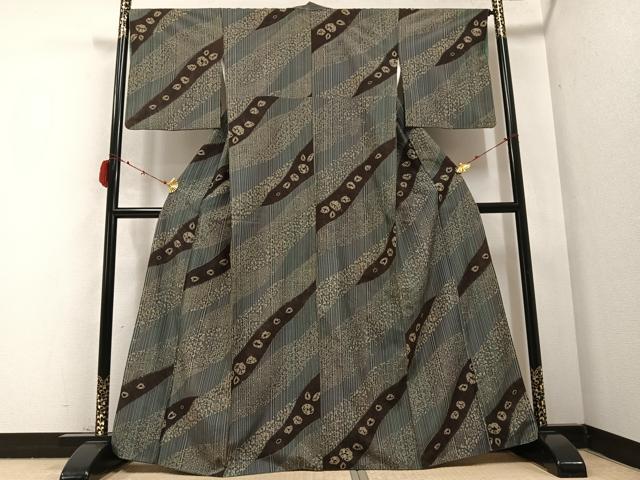 平和屋着物●伝統工芸士　七代目　吉澤与市　小紋　紬地　絞り　更紗花文　正絹　逸品　AABB7211ph