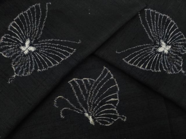 平和屋着物●小千谷紬　舞蝶文　黒地　正絹　逸品　AABB7292ck