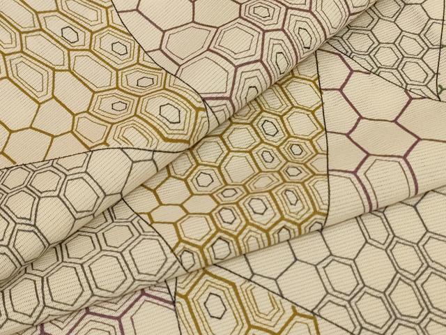 平和屋着物＊夏物　小紋　絽　亀甲柄　正絹　逸品　AABB8279jd