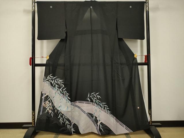平和屋着物＊夏物　黒留袖　絽　作家物　刺繍　渡橋風景文　銀彩　洗える着物　AABB8829sx