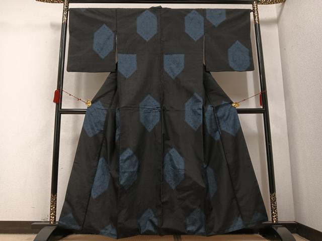 平和屋着物●本場大島紬　地空き　一元7マルキ　亀甲花文　正絹　逸品　AABC3368ph