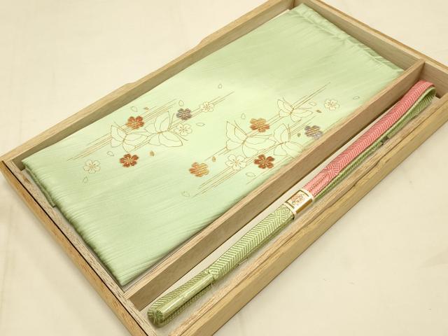 平和屋本店●和装小物　帯締め・帯揚げセット　笹浪組　舞蝶花文　暈し染め　金糸　金彩　逸品　未使用　AABC4272ay