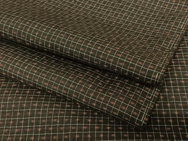 平和屋着物●国指定重要無形文化財　本場久米島紬　手織　格子　正絹　逸品　未使用　AABC4841zg