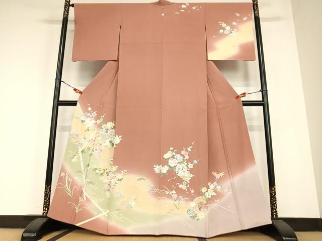 平和屋着物●訪問着　友禅　駒刺繍　飾花文　暈し染め　金彩　正絹　逸品　AABC4924zg