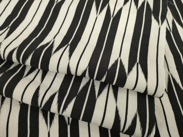 平和屋着物●上質な小紋　矢羽根文　胴抜き仕立て　正絹　逸品　AABC5652ck