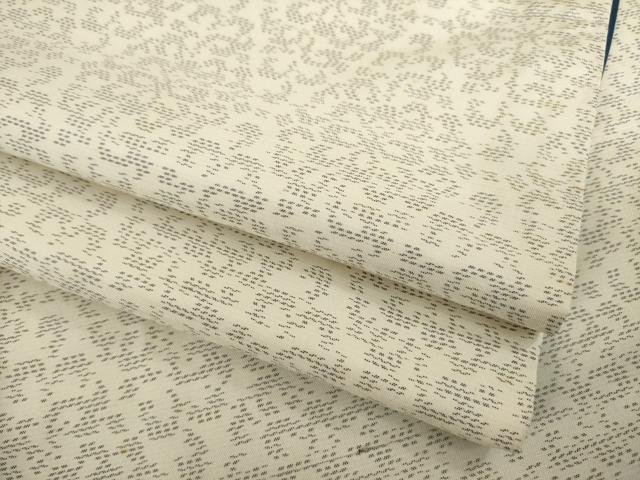 平和屋着物●本場大島紬　白大島　花菱文　正絹　逸品　AABC6113ck