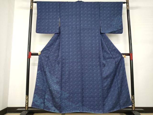 平和屋着物●訪問着　本藍　型染め　花唐草文　正絹　逸品　AABC9235ck
