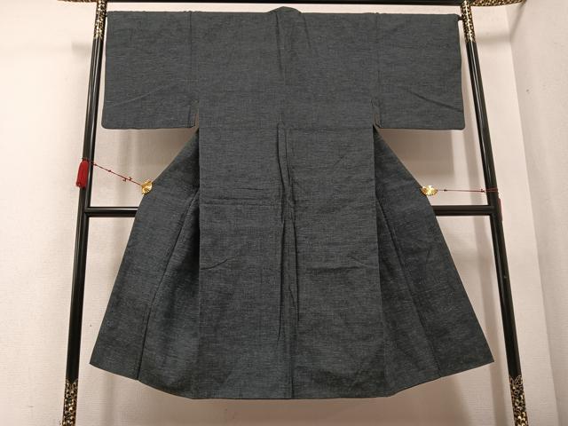 平和屋着物●男性　紬　消炭色　正絹　逸品　AABC9325ph