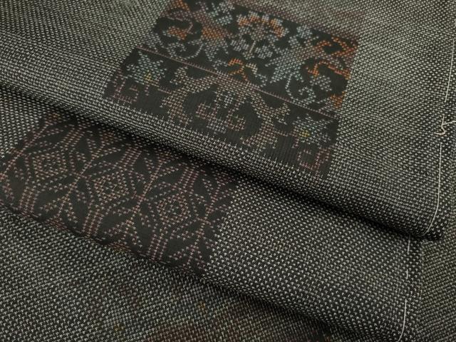 平和屋着物●本場大島紬　カタス7マルキ　色紙花唐草文　正絹　逸品　AABC9442ck